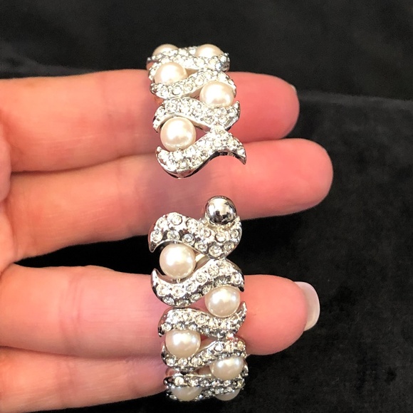 Carolee | Jewelry | Carolee Signature Earrings Bracelet Set | Poshmark